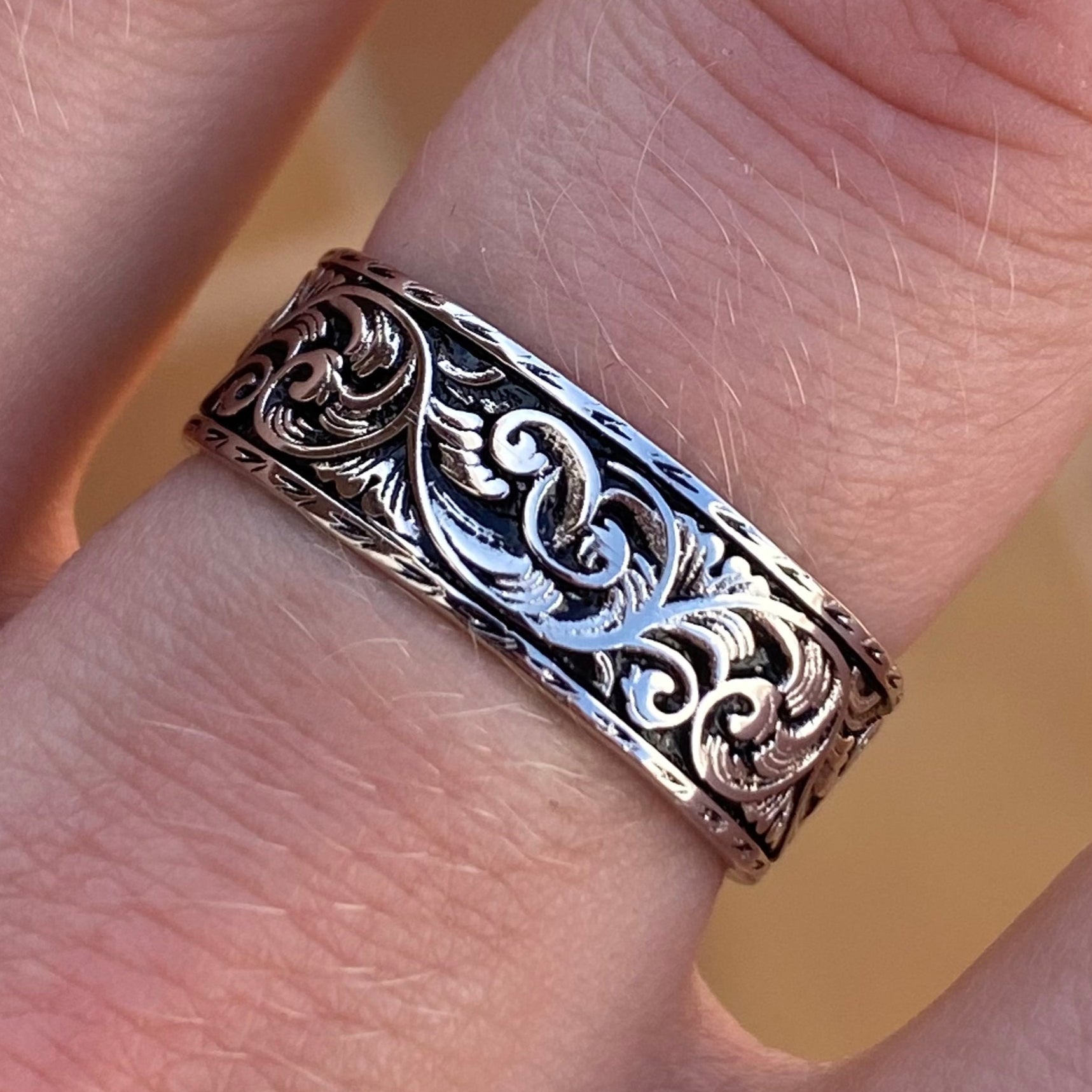 925 Sterling Silver Patterned Band Ring